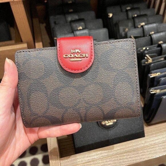 Coach | Bags | Nwt Coach Medium Corner Zip Wallet In Signature Canvas ...